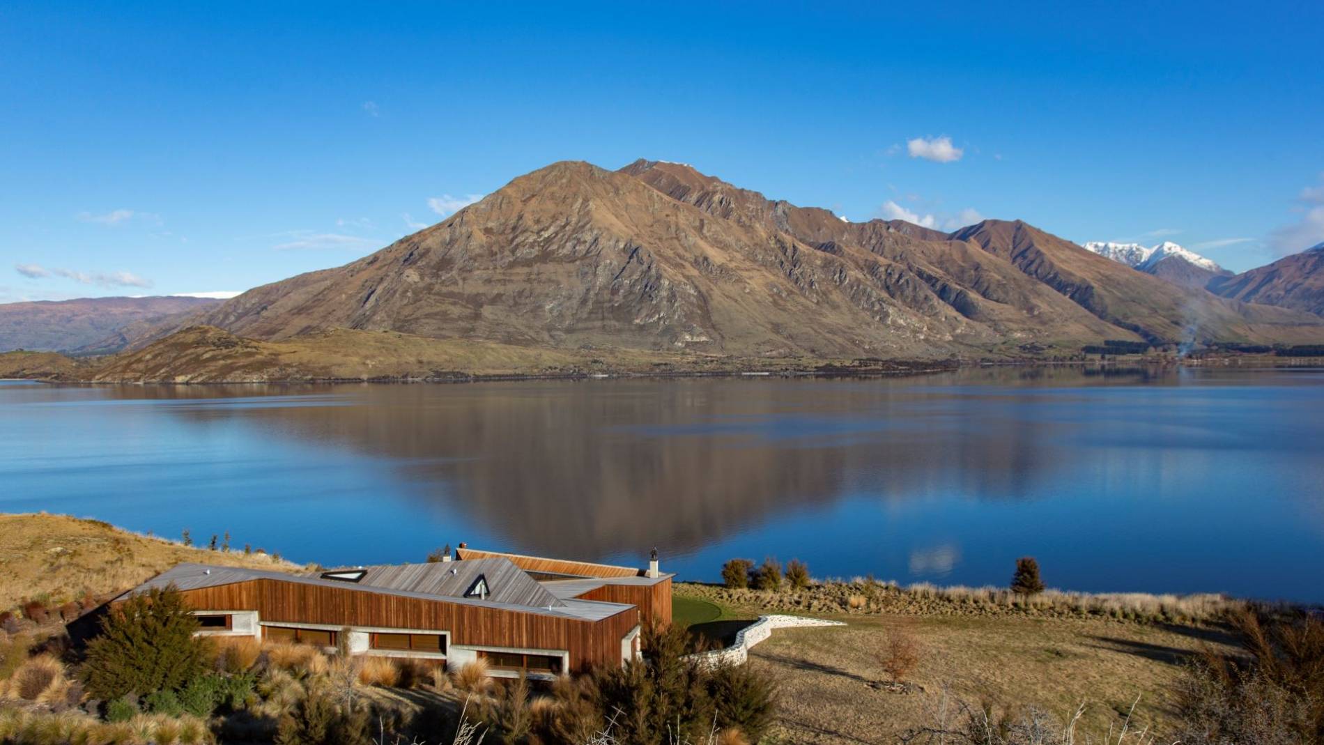 3 Bedroom Luxury Villa in Wanaka, New Zealand - VillaGetaways