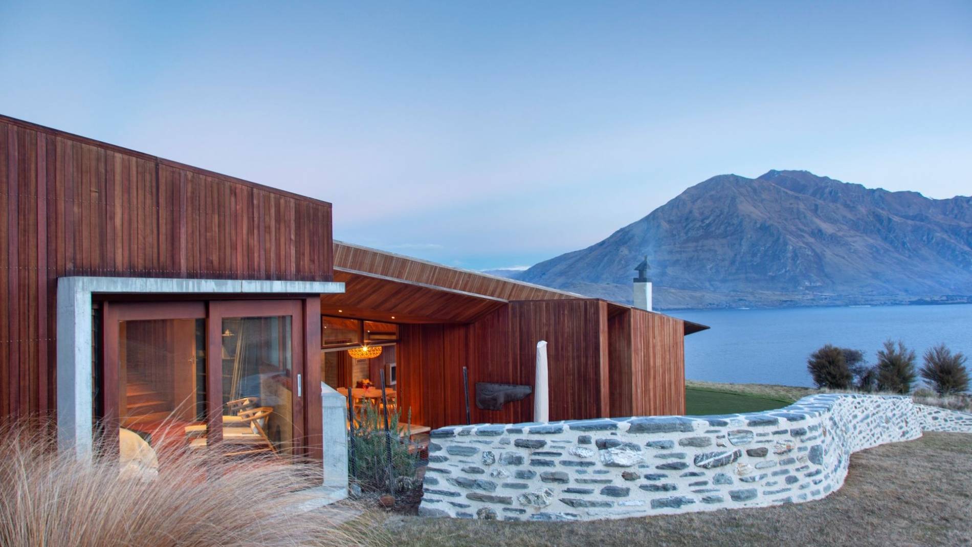 3 Bedroom Luxury Villa in Wanaka, New Zealand - VillaGetaways