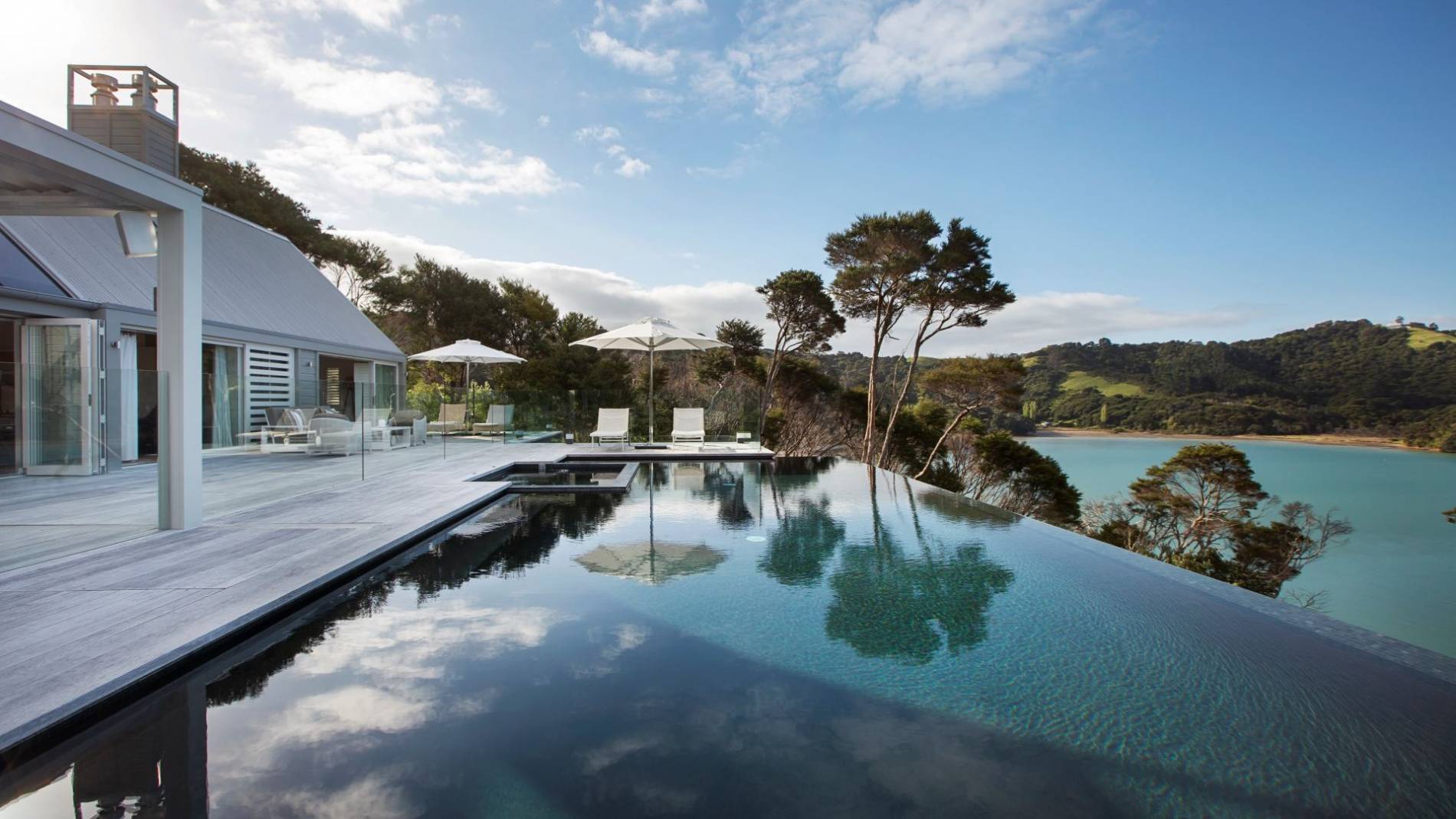 Luxury 7 Bedrooms Luxury Villa in Waiheke Island, New Zealand